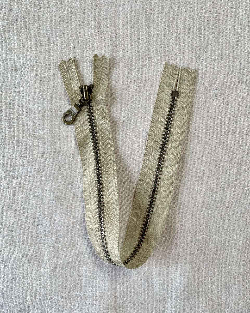 10" Donut Pull Bag Zipper – EWE fine fiber goods